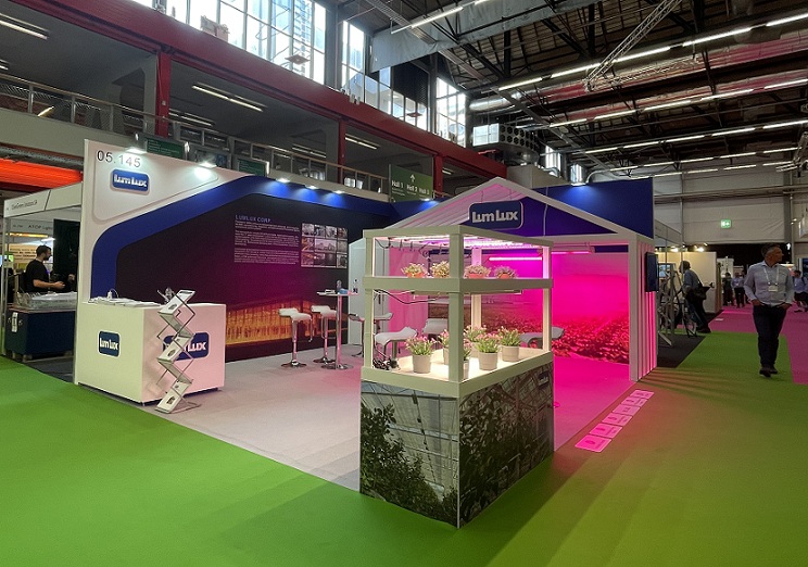 News - Review of the exhibition Lumlux reappears at GreenTech.